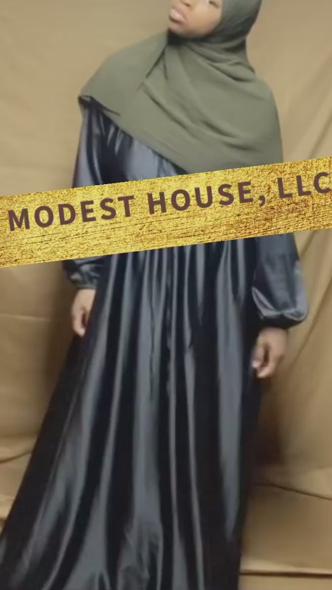 Dubai Days – Modest House, LLC